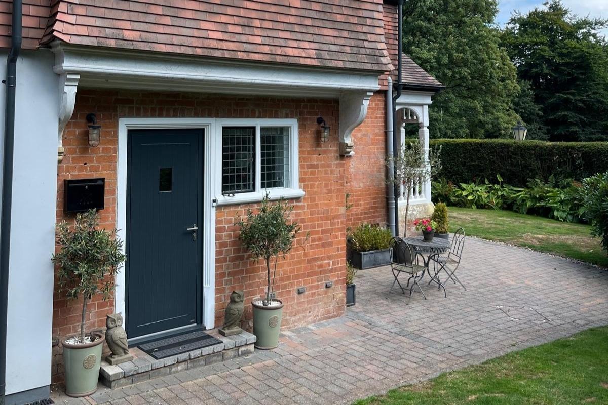 Sidmouth home featuring lift & slide doors and internal steel doors